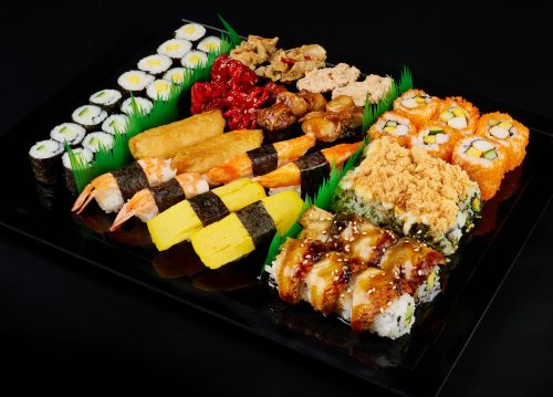 Deluxe Sushi Platter